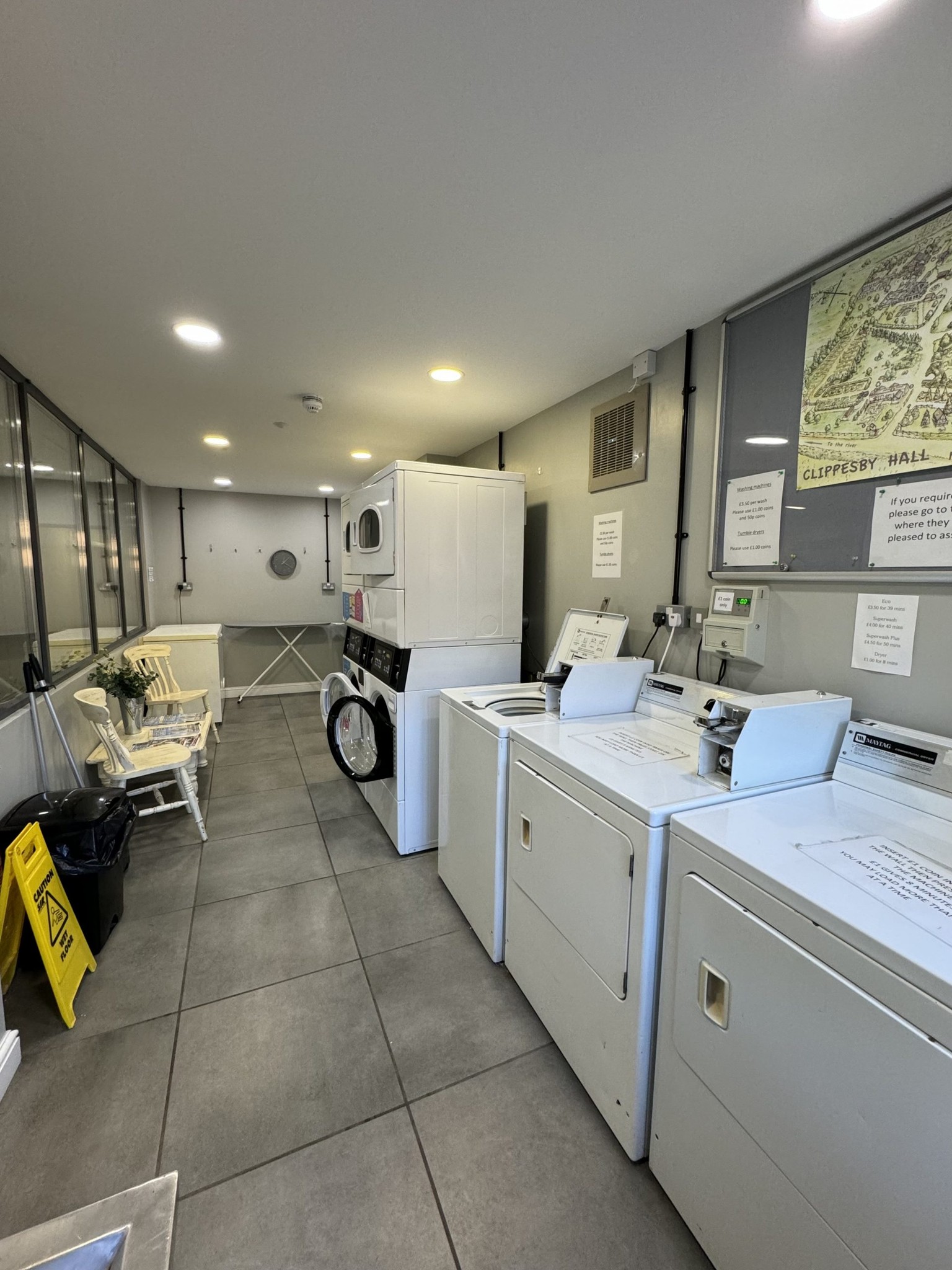 Staying at Clippesby Hall, Norfolk – campsite review | Chris & Suze Go ...