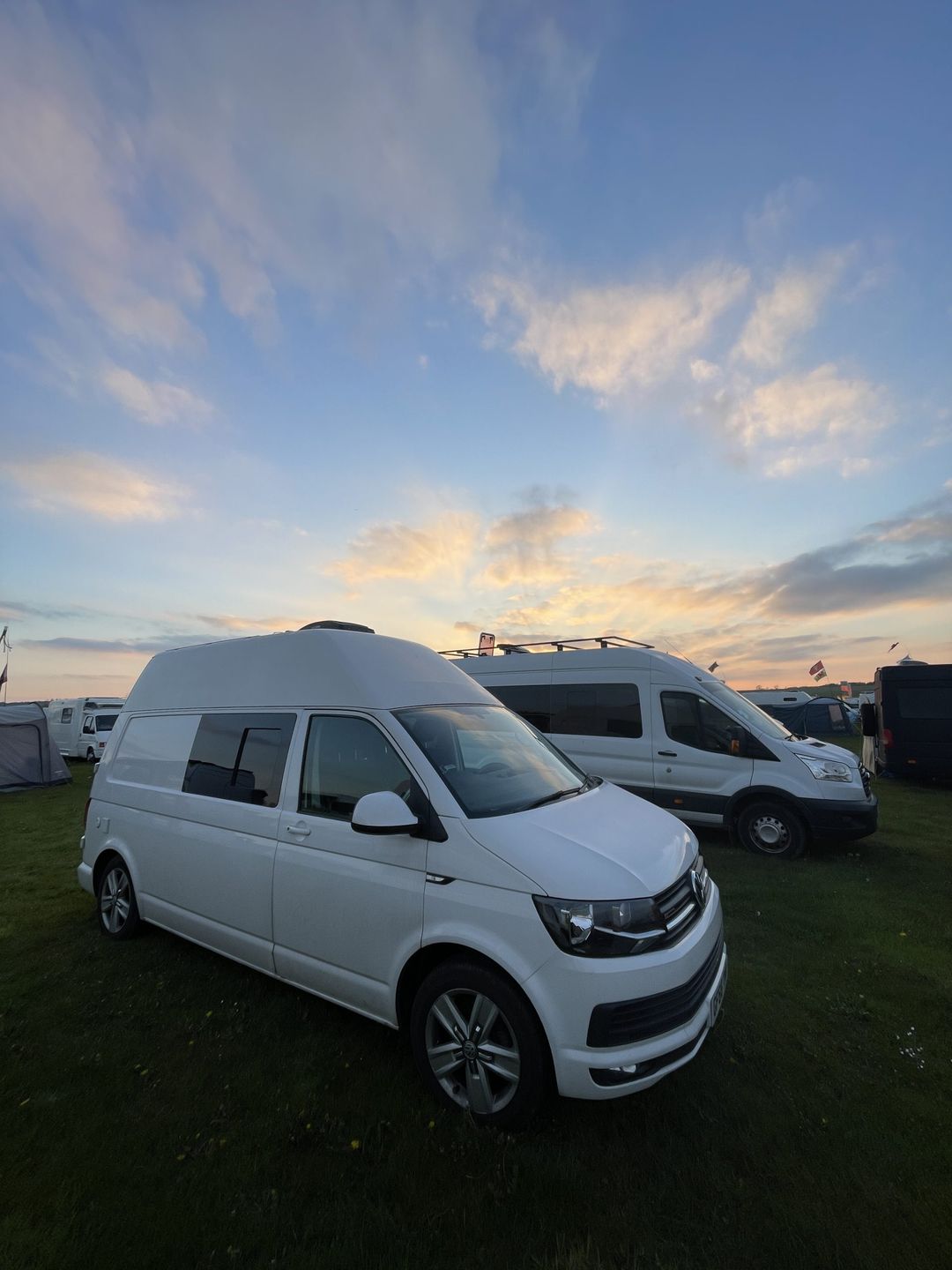 Packing for a van life festival | Chris & Suze Go Walkies